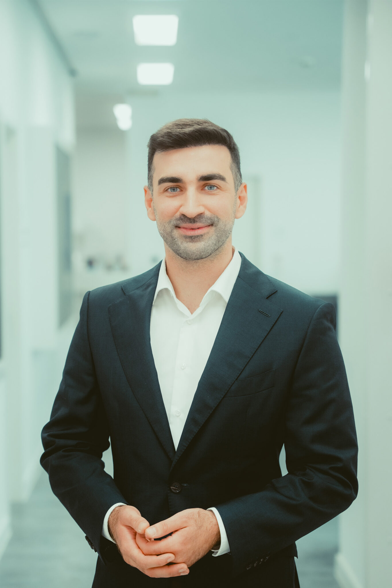 Dr. med. Nima Ahmadzadeh - MEDICAL INN, Ästhetische Chirurgie Düsseldorf